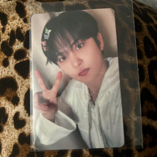 Ateez Golden Hour Pt 2 Photocards Pob Butterfly Clip Version -preorder ...