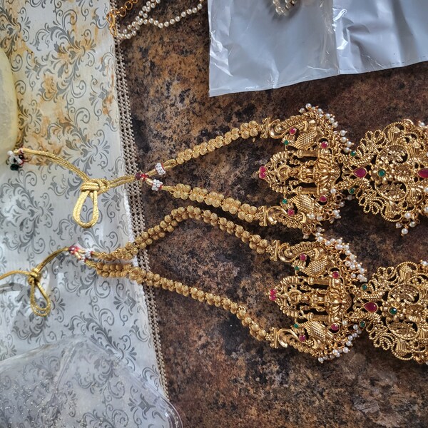 Acrylic Gold Plated Sakha Pola Bangles, Red Bangles for Women, Gold ...