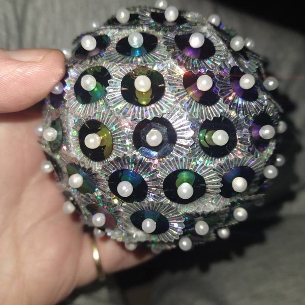 Silver Hologram 17mm Starburst / Sunburst / Wheels Sequins ~100 / ~500 ...