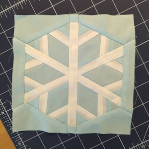 Storybook Shelf Paper Pieced Pattern - Etsy