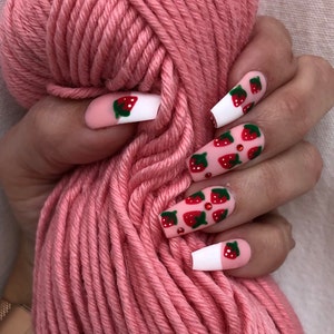 STRAWBERRY CHEESECAKE Set | Luxury Press on Nails | Handpainted Nails ...
