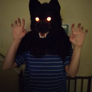 Taxidermy Opera Rat Shakespeare Taxidermy Rat Skeleton Cabinet of ...