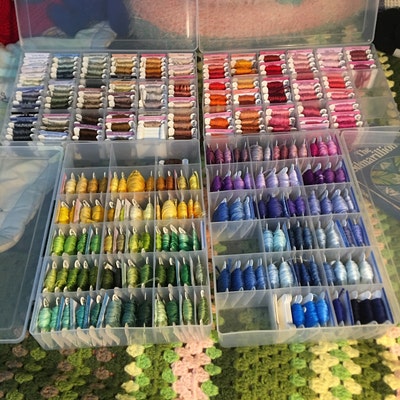 DMC Storage Box for Floss/embroidery Thread Bobbins 50 Free Bobbins ...