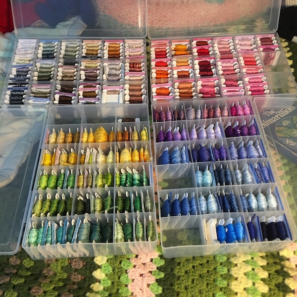 DMC Storage Box for Floss/embroidery Thread Bobbins+ 50 Free Bobbins ...