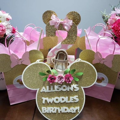 Minnie Mouse Inspired Photo Prop, Age Photo Prop, Paper Mache Number ...