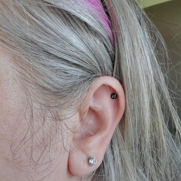 Titanium Sparkly Umber Cz Threadless Push Pin Labret, Coffee Cz Flat ...