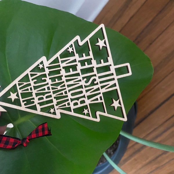 Family Names Tree Ornament, Custom Laser Cut Wood Ornament - Etsy