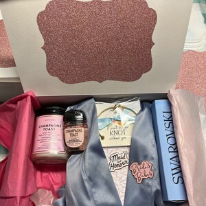 5 Wedding Enamel Pins Hen Party Badge Bachelorette Pin Hard Enamel Pin ...