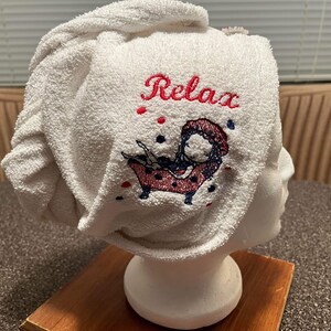 Little Girl Playing Dress up Machine Embroidery Design Girl - Etsy