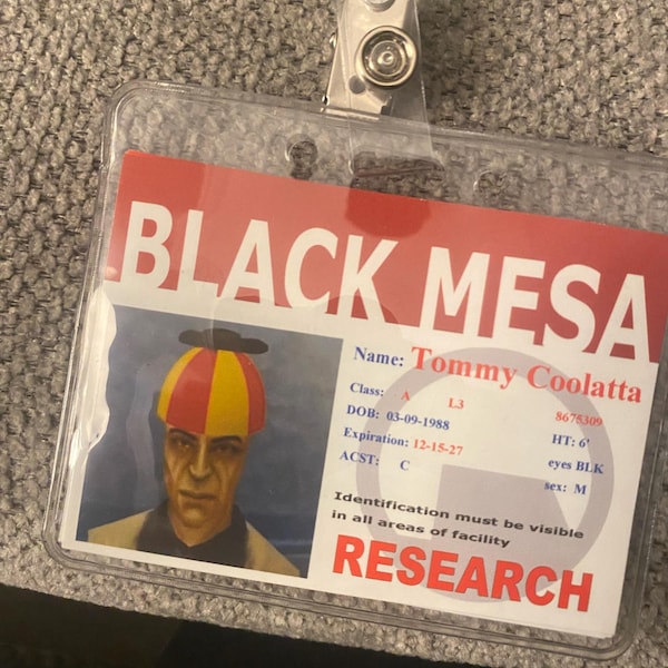 Half Life Cosplay Scientist Costume Pieces Black Mesa ID, Neck Tie and ...