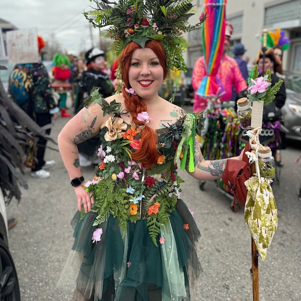 Mother Earth Goddess Headdress. Branch Forest Headpiece. Green Jungle ...