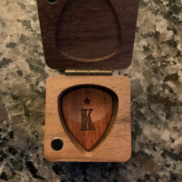 Personalized Wooden Guitar Picks Box,engraved Wood Guitar Pick Holder ...