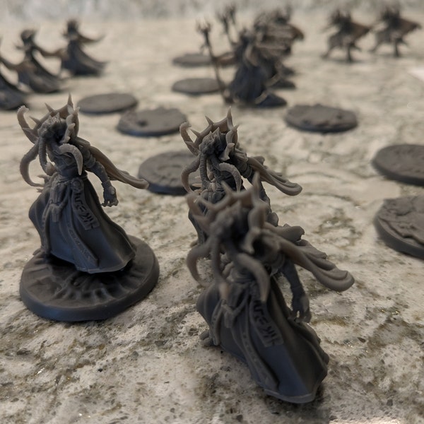 Mind Flayer/brain Flayer/illithid Bundle (4 Minis!) - 32mm RPG ...