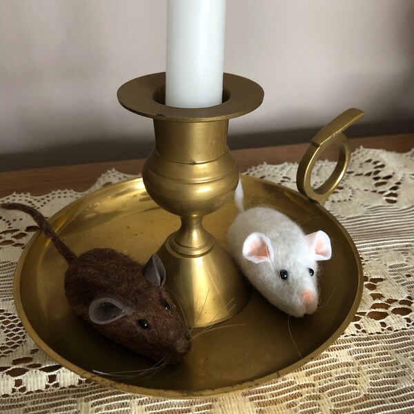 Needle Felted Life Size Mouse, Brown Mouse, Mouse Statue, Fibre Art ...