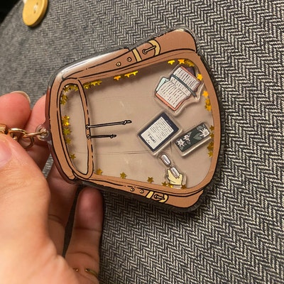 What's in My Bag Shaker Charm Bookworm Keychain Academia Aesthetic ...