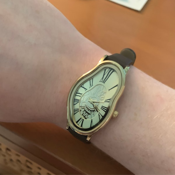 Orologio Surrealist Art Design Surrealism Watch Art Liquid Time Dali ...