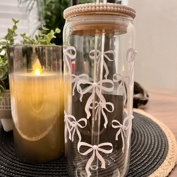 Custom Boot Bows | Boot Ribbons | Clasp on Boot Bows | University ...