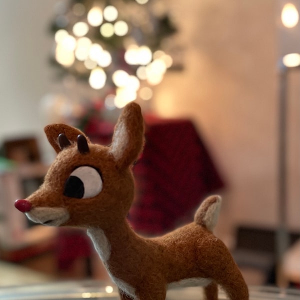 Custom: Felted Deerfox Inspired by Hilda's Twig Order Your Own - Etsy