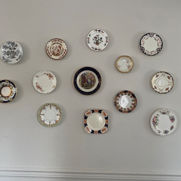 Antique and Vintage Plates Wall Collection, Mismatched Plates ...