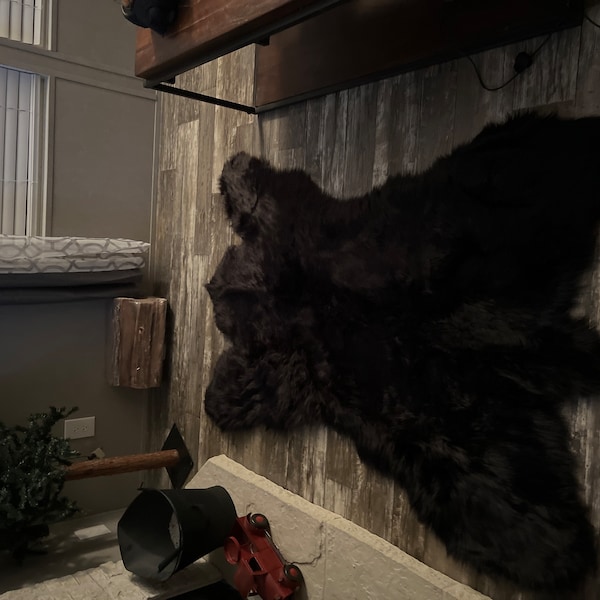 Brown Bear Skin Rug. Realistic. Faux Fur. Area Rug. Lodge Cabin. Throw ...
