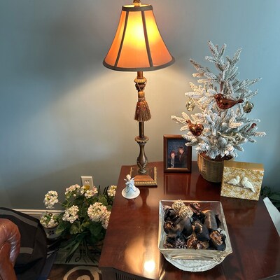 Lamp Golden Pedestal Light Embossed Lamp Vintage Gold Leaf Lamp Golden ...