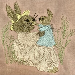 Mini Bee Embroidery Design FSL Bee Machine Embroidery Free - Etsy