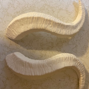 Kolsun Large Swooped Back Horns - Etsy