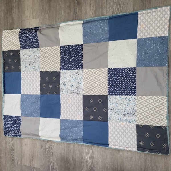 Skipping Stones Curated Bundle | Blue Gray Fabrics With Birds and Fish ...