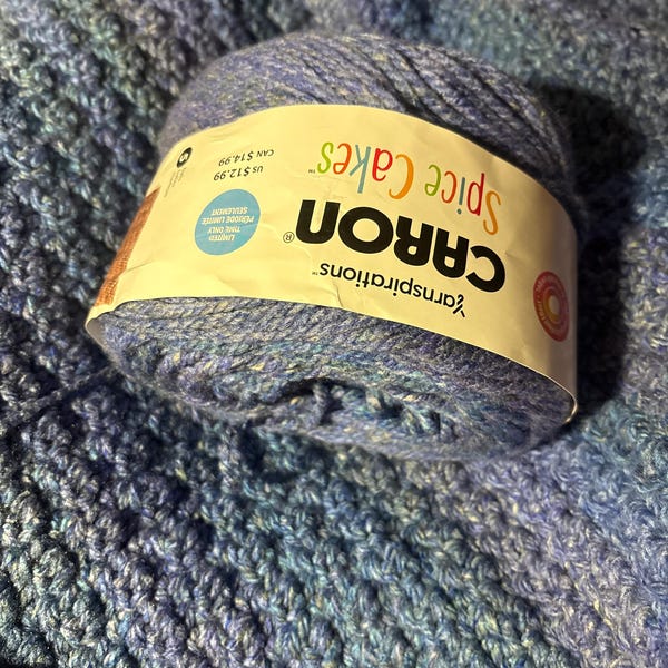 IMPECCABLE ~ GOLD Tweed Yarn ~ Loops & Threads~ Free Shipping Available ...