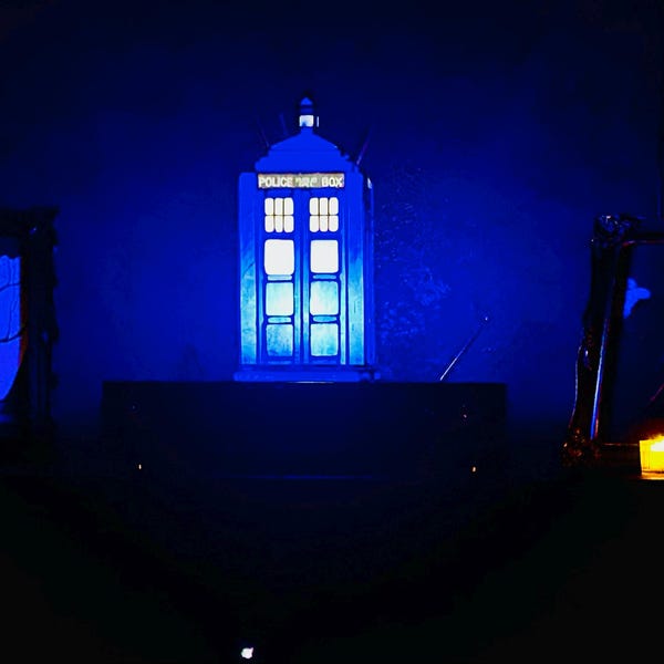 Handmade Stained Glass TARDIS Lamp – Real Glass Dr. Who Decor, Unique ...
