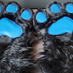 Fursuit Feet Paws Custom Any Color Cute Fluffy Indoor Fursuit Feetpaws ...