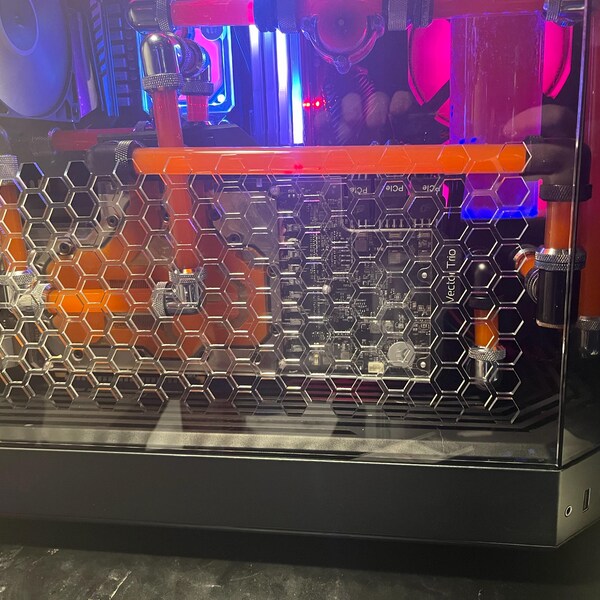 Hyte Y60 Custom Vented Side Panel - Etsy