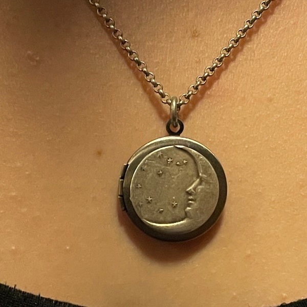 Small Moon Star Locket Celestial Locket ANTIQUE SILVER Lunar Moon ...