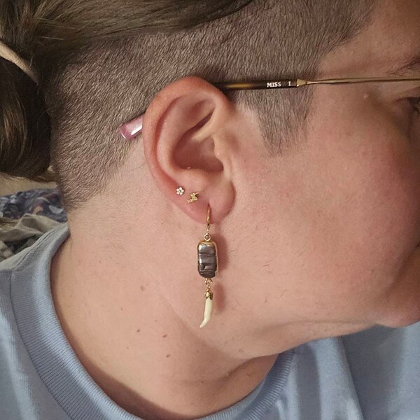 Mink Vertebrae Silver Hoop Drop Chain Earrings Spike Dangle Hoop ...