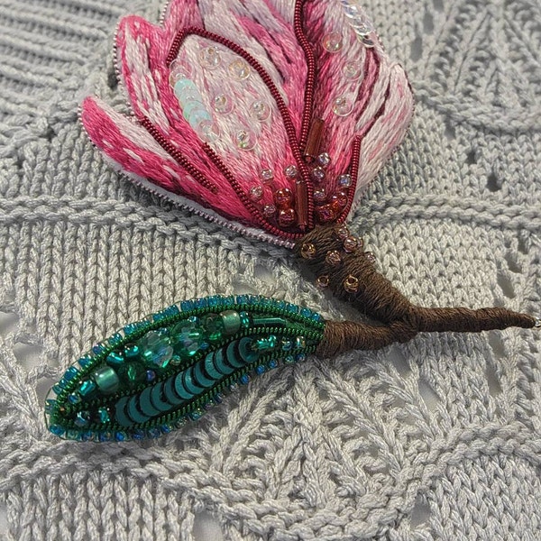 Embroidered UFO, Alien Brooch, Beaded Brooch, Flying Object, Alien ...