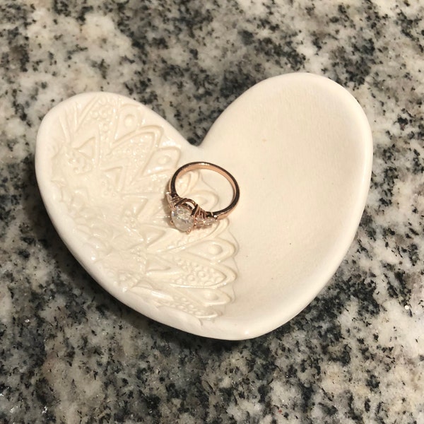 Lace Impressed Heart Shaped Ring Dish | Ceramic Wedding Ring Holder ...