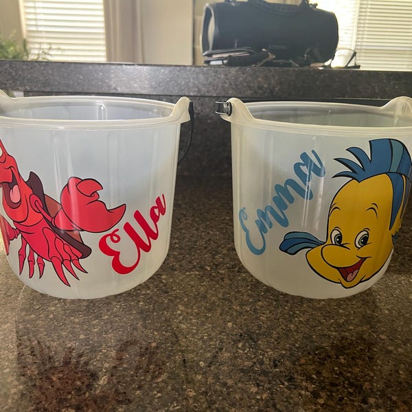 Personalized Character Halloween Bucket - Etsy
