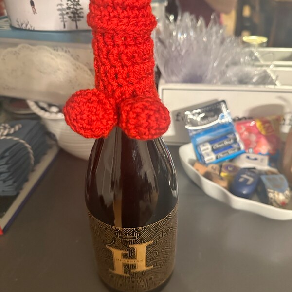 Mini Yip Yip Hanger - Etsy