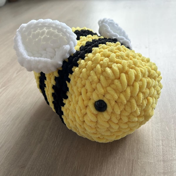 2n1 Bee Crochet Pattern: Amigurumi Bee, Bumblebee Plush, Jumbo Bee ...
