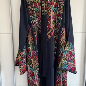 Tmen Thobe Gumbaz Kumbaz Palestinian Dabke Zaffa Wedding Dance With ...