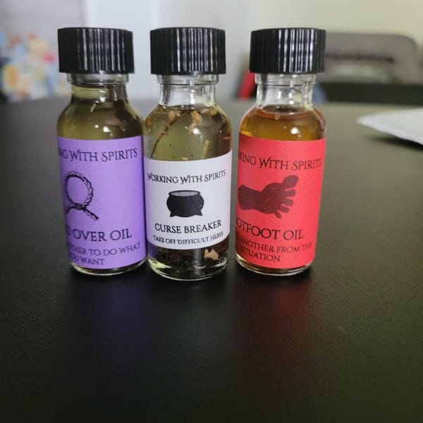 Hotfoot Oil - Drive Your Enemies Away -hoodoo - Etsy