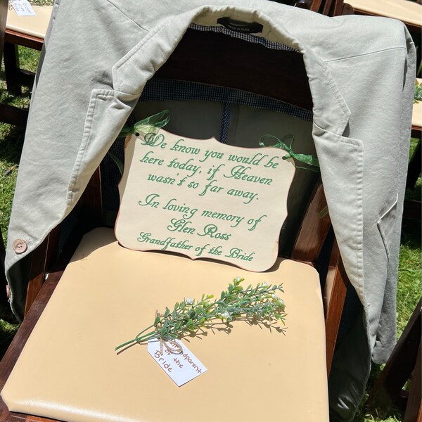 Memorial Chair Sign - Rememberence - Honoring Loved Ones - in Loving ...