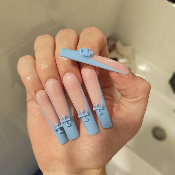 NOT BASIC | Baddie Press on Nails | Chrome Nails | XXL Square Nails ...