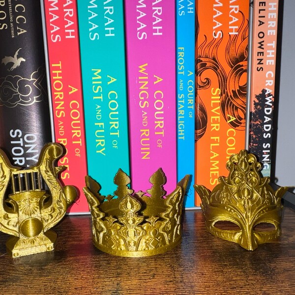 Golden Fae Trove Bookshelf Decor - Golden Harp, Mask, and Crown - Dread ...
