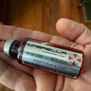 Resident Evil T-virus Vaccine AT1521 - Etsy