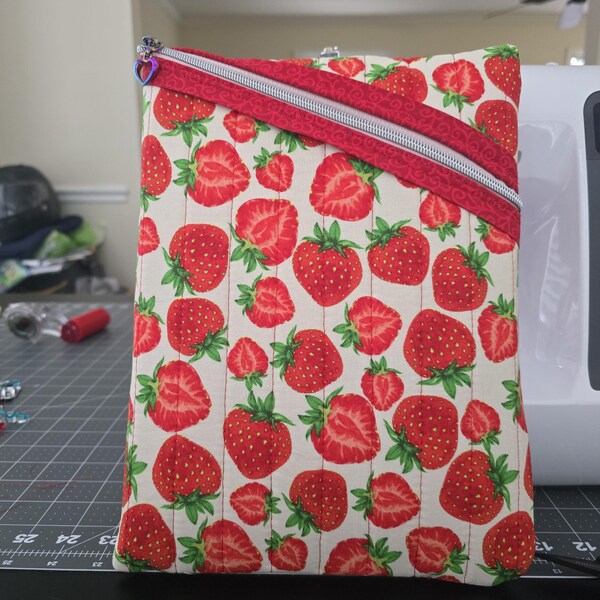 PDF Hemingway Pouch Pattern || Digital Download Quilted Bag in Four ...