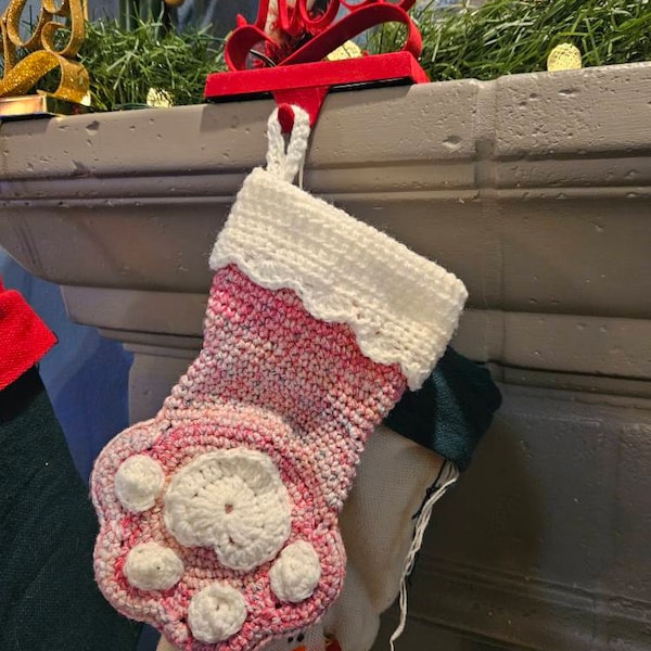 Crochet Paw Christmas Stocking Pattern, Pet Gift (PDF Pattern) - Etsy