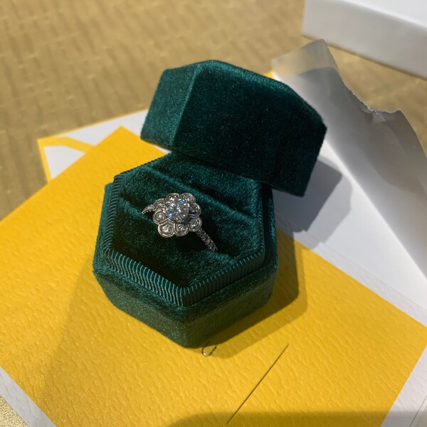 Dark Emerald Green Velvet Wedding Ring Box, Hunter Green Velvet Ring ...
