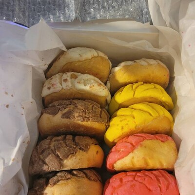 Ten Mini Conchas Mexican Sweet Bread Mini Sweet Bread 10 Count Diez ...