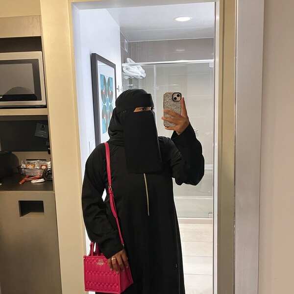 Saudi Style Niqab Short With Gold Charm , Niqab, Niqab Veil, Bedoon ...